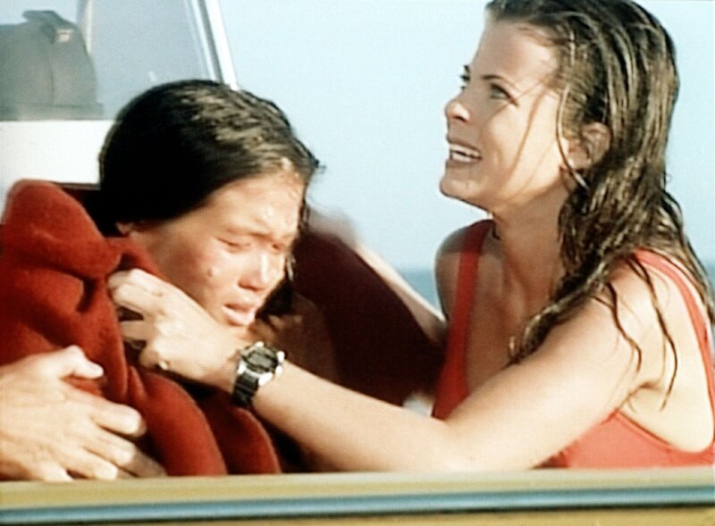 Baywatch S05E15: Badenixen und Boatpeople (Promised Land ...