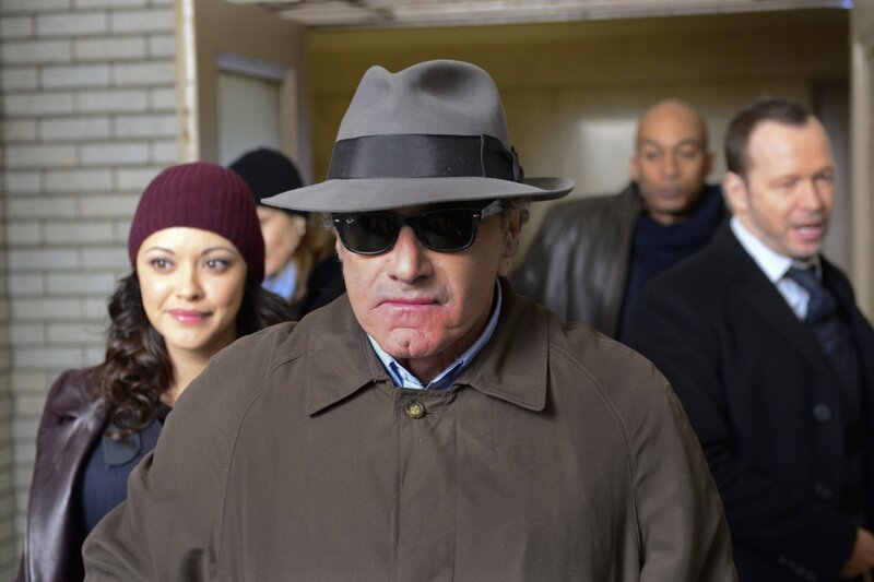 Blue Bloods S05E15: Auch Helden weinen (Power Players) – fernsehserien.de