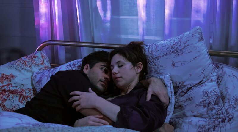 Sturm der Liebe (SdL) 3998: Ein Vogel hat gezwitschert – fernsehserien.de Sturm der Liebe (SdL) 3998: Ein Vogel hat gezwitschert – fernsehserien.de