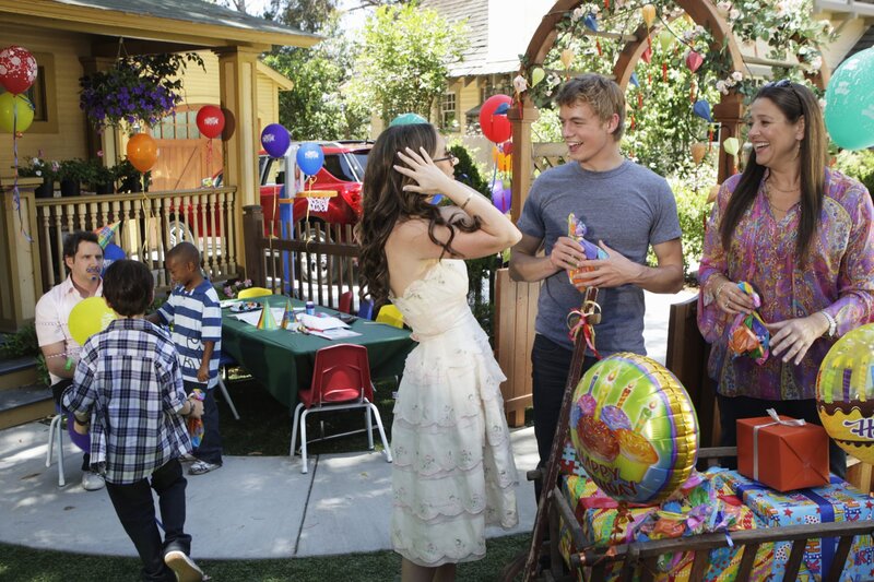 Ghost Whisperer S05E01: Aiden (Birthday Presence) – fernsehserien.de
