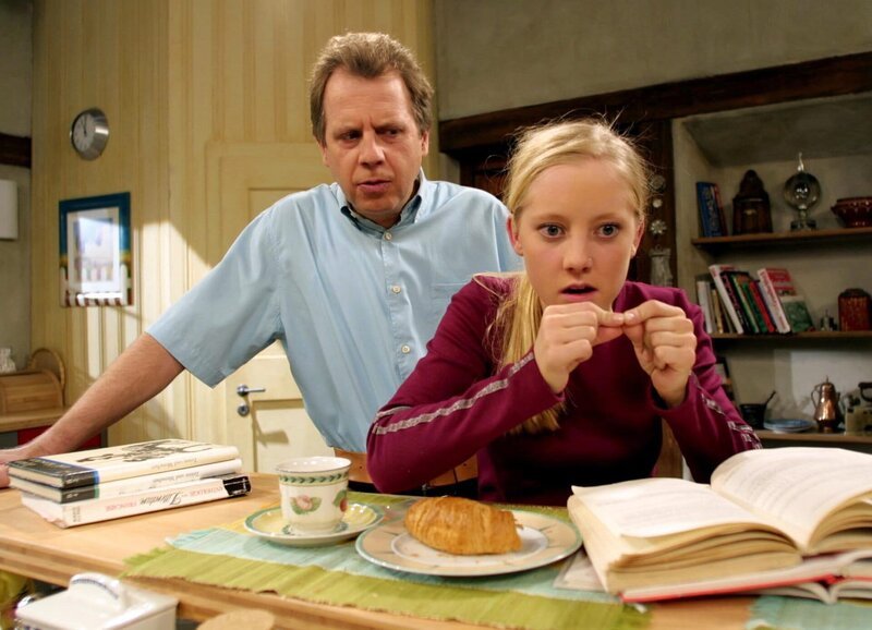 Fertig lustig S03E06: Große Entscheidungen – fernsehserien.de