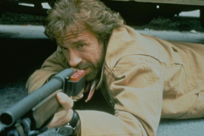 Walker, Texas Ranger S01E01a: Schwarze Spinne (1) (One Riot, One Ranger ...