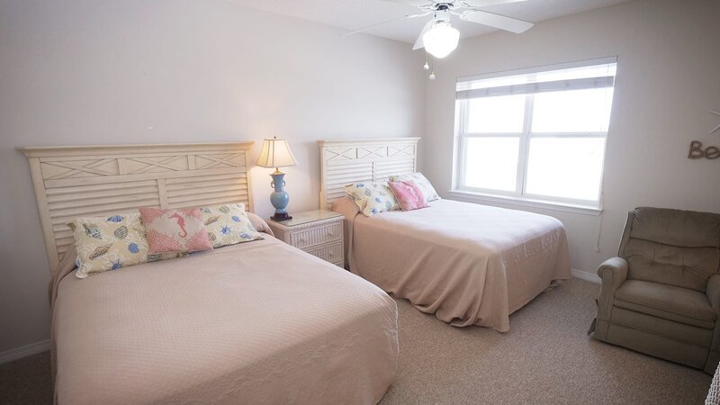 Beach House Hunters S06E14: Jugenderinnerungen am Golf (Beachfront Or ...