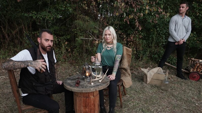 Ghost Loop S01E04: Mord in der Familie (Choking Up) – fernsehserien.de