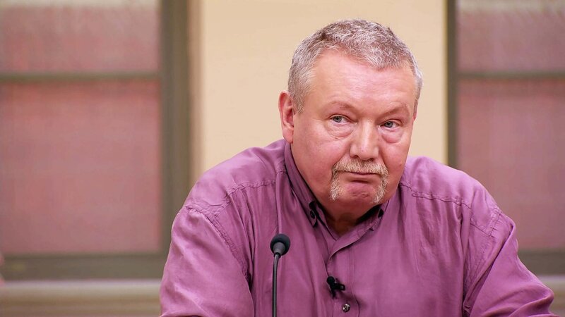 Ulrich Wetzel – Das Strafgericht 97: Medium wird auf Friedhof ...