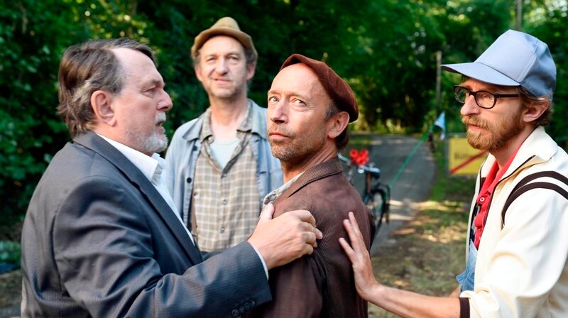 Neues aus Büttenwarder 83: Rote Laterne – fernsehserien.de