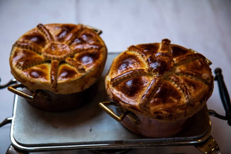 Speisen wie der Kini Dokumentation in 2 Teilen Episodenguide ...