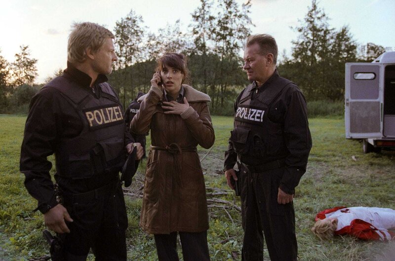 Mit Herz und Handschellen S02E08: Familienbande – fernsehserien.de