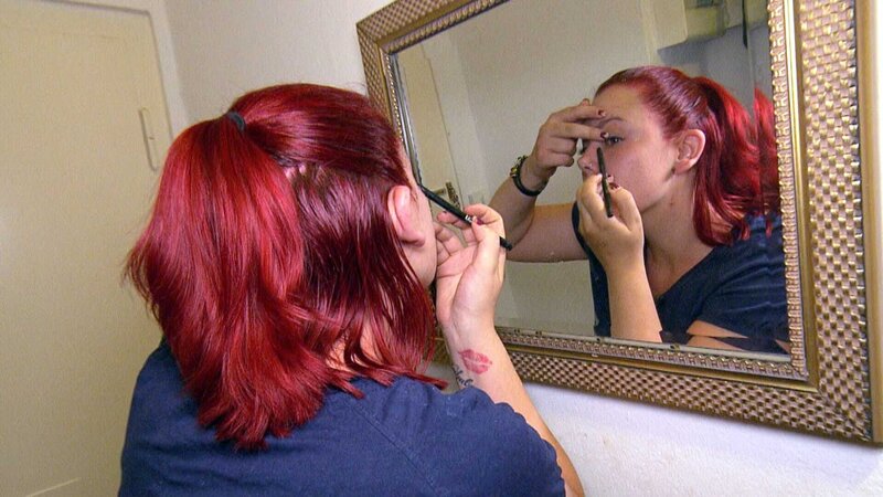 Hartz Rot Gold S01E03: Neustart und Liebeskummer – fernsehserien.de