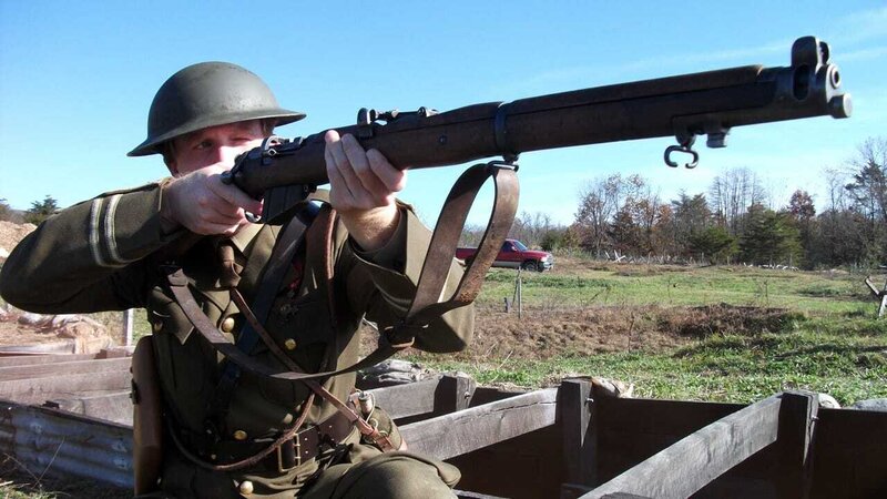 Family Guns – Waffen der Geschichte S01E01: Vater und Sohn (Family At ...