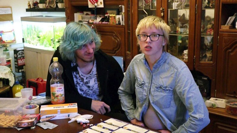 Hartz und herzlich – Tag für Tag 195: Mit Baby allein – fernsehserien.de