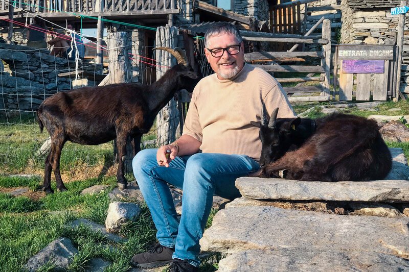 Hüttengeschichten S12E03: Besonderheit der Hütten – fernsehserien.de