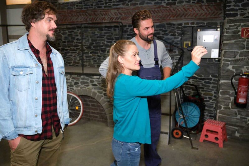 Unter uns (UU) 7228: Vivien vermisst ihre beste Freundin Sina sehr – fernsehserien.de