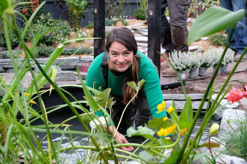Alan Titchmarsh: Liebe Deinen Garten! S13E03: Ein Wildgarten für Igel ...