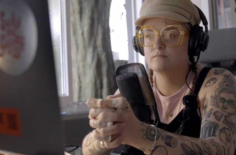 SWR Porträt 5: Weg mit dem Schönheitswahn! Kim Hoss macht’s vor ...