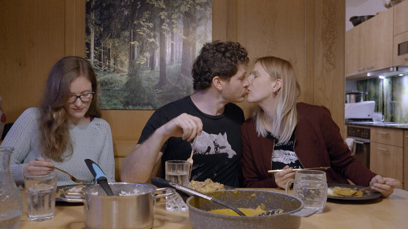 Liebe zu Dritt+ – Wie funktioniert Polyamorie? – fernsehserien.de