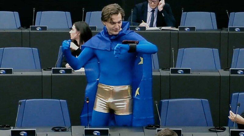 Parlament S03E04: Captain Europe (Le grand départ) – fernsehserien.de