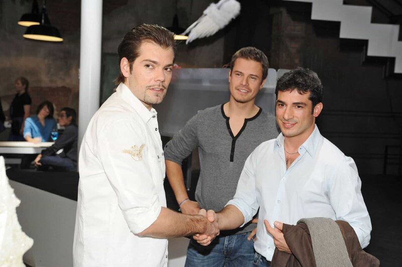 Gute Zeiten, schlechte Zeiten (GZSZ) 4146: Verena sucht den Flirt mit Tayfun – fernsehserien.de