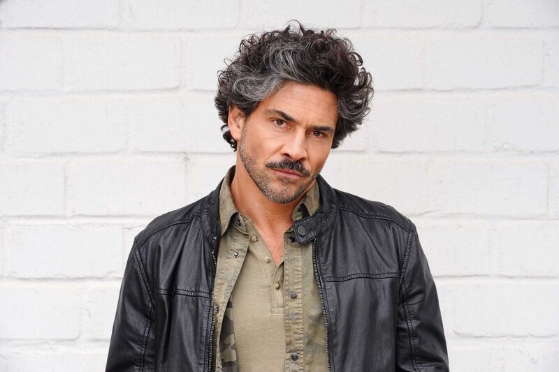 Herz über Kopf (HüK) 15: Wahrheit oder Pflicht – fernsehserien.de