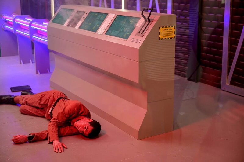 The Ark S01E05: Episode 5 (One Step Forward, Two Steps Back ...