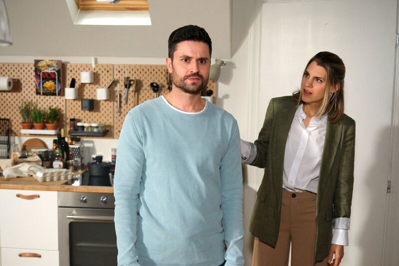 Unter uns (UU) 7354: Benedikt tappt in Patrizias Falle – fernsehserien.de