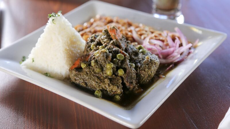 American Food Trip – mit Guy Fieri S28E08: Spaceball Pizza (Pizza, Pork ...