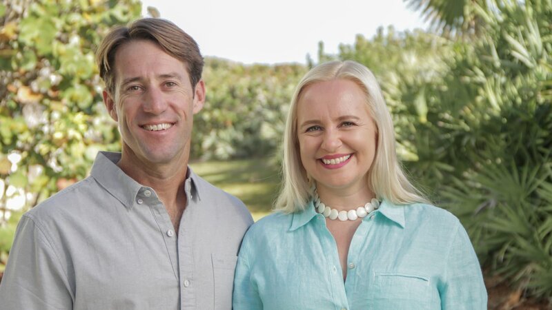 Beach House Hunters S01E12: Surfhütte für Jungvermählte (Beach Home ...