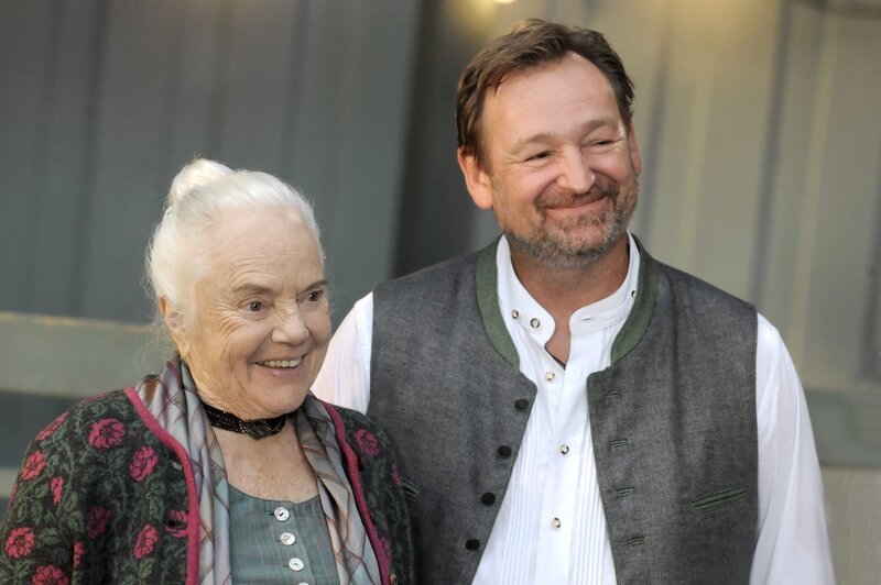 Dahoam is Dahoam (DiD) 3426: 95 und ein Grund zum Feiern – fernsehserien.de