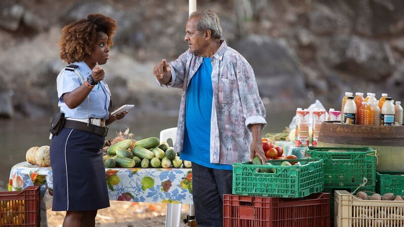 Death in Paradise S09E07: Familienangelegenheiten (Death In The Salon ...