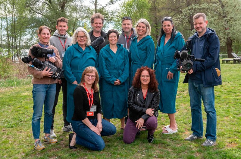 rbb Gesund + 25: Die Frauensauna – Verdammte Wechseljahre! – Pubertät rückwärts – fernsehserien.de