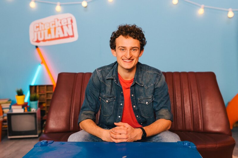 Checker Julian bei KiKA.de streamen – fernsehserien.de