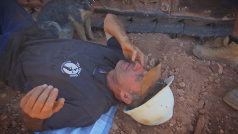 Outback Opal Hunters S05E18: Verletzt, verirrt, verloren (Smashed ...