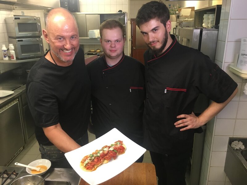 Rosins Restaurants – Ein Sternekoch räumt auf! bei YouTube streamen ...