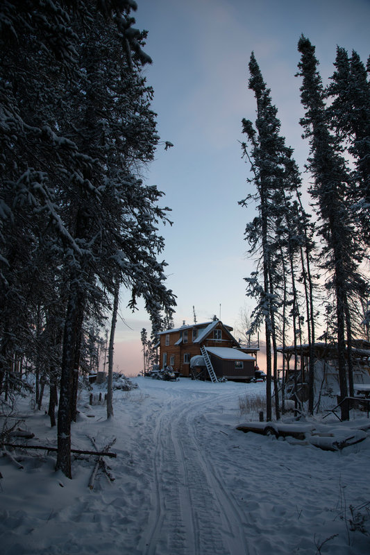 Life Below Zero – Überleben in Alaska S02E06: Es werde Licht (Fire And ...