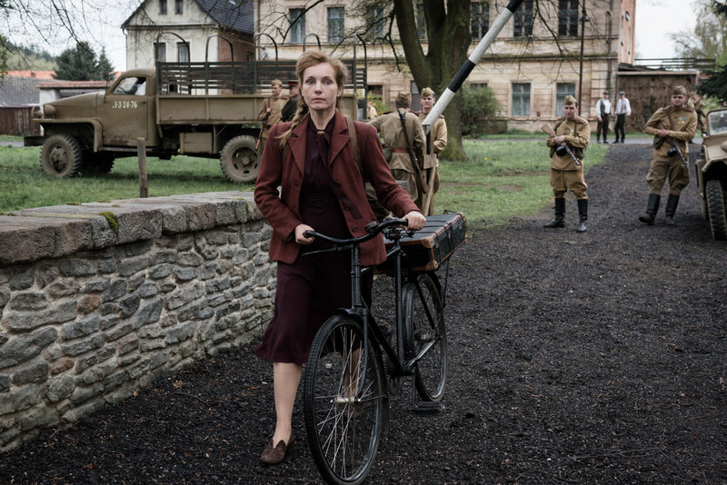 Tannbach – Schicksal eines Dorfes S01E02: Die Enteignung – fernsehserien.de