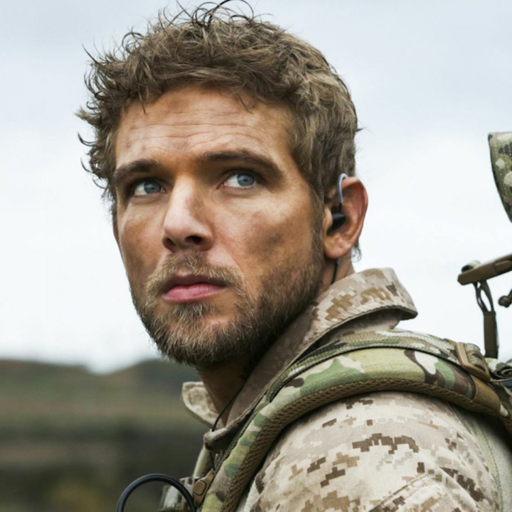 Max Thieriot Seal Team