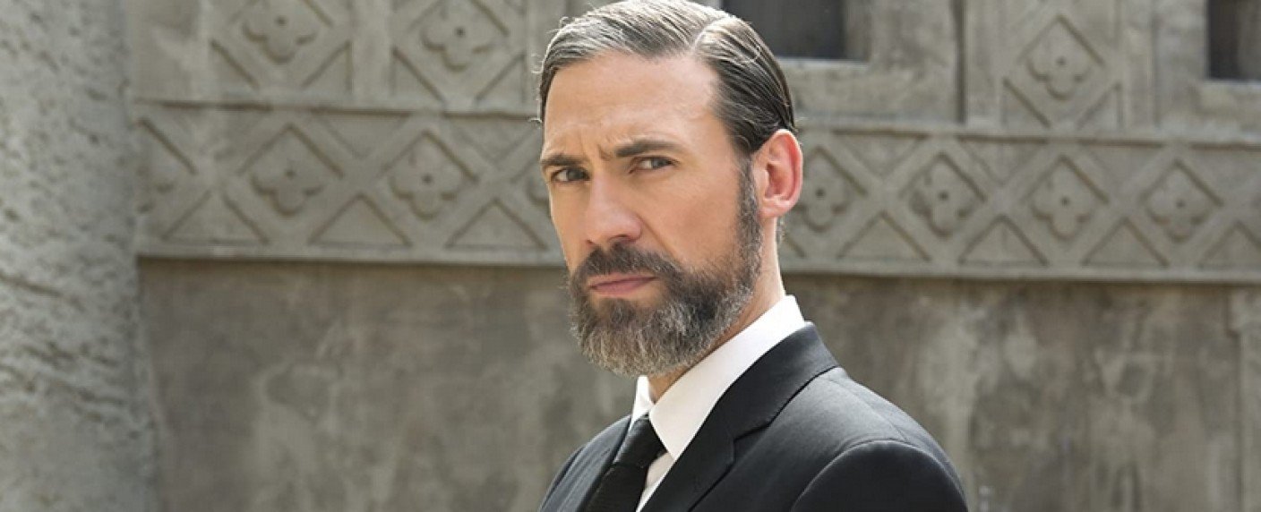 „Superman & Lois“: Adam Rayner („Tyrant“) kommt als Schurke an Bord ...