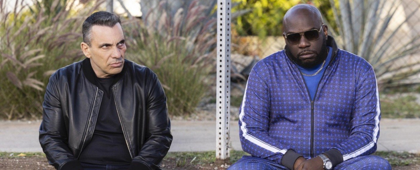 [UPDATE] „Bookie“: Trailer und Termin zur neuen Chuck-Lorre-Comedy mit ...