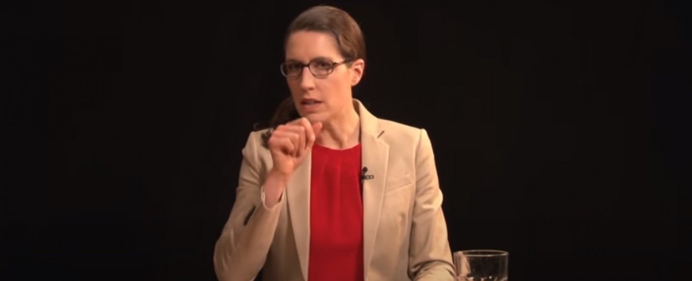 Wegen „Stimmung gegen Andersdenkende“: Christine Prayon alias Birte ...