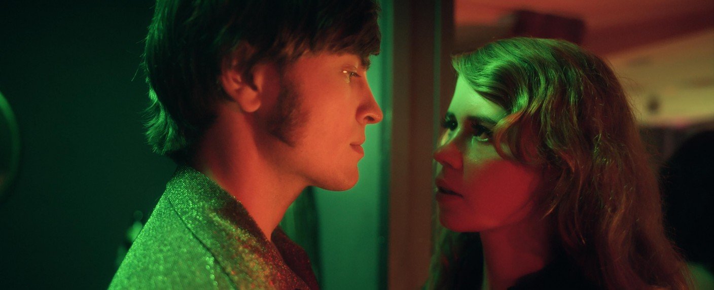 „Disko 76“: Als der Glitzer ins Ruhrgebiet kam – Review – fernsehserien.de