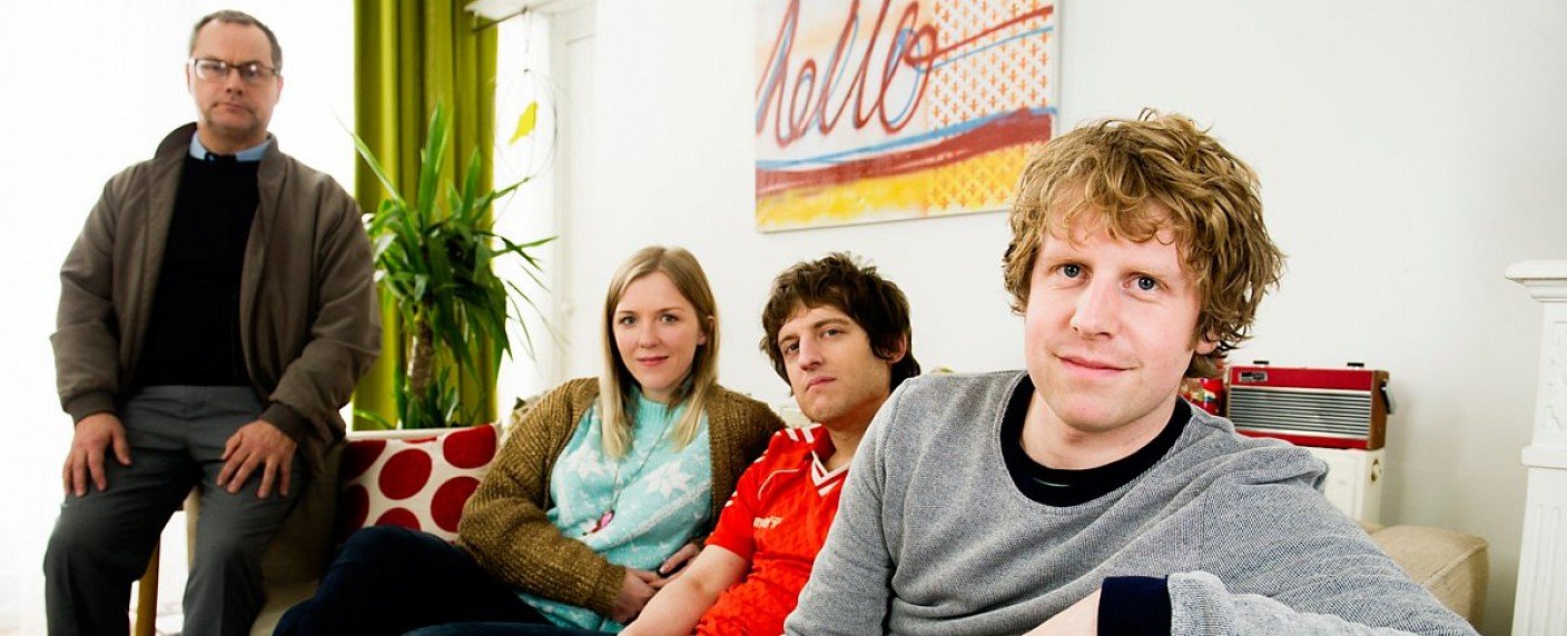 „Josh“: BBC bestellt dritte Staffel der Sitcom – fernsehserien.de