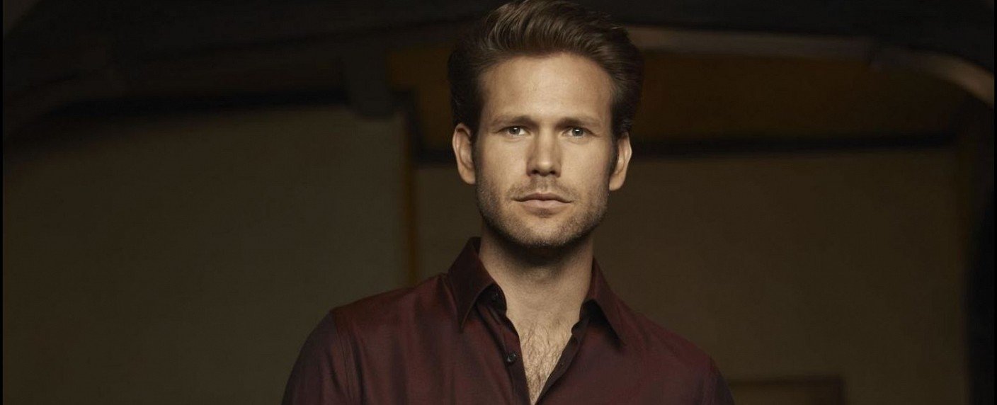 The CW bestellt „Charmed“- und „Roswell“-Reboot sowie „Vampire Diaries ...