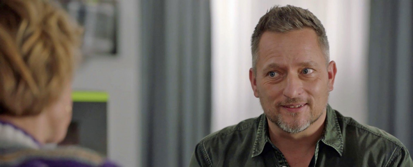 „GZSZ“: Lars Pape gibt sich erneut als Michi die Ehre im Kiez ...